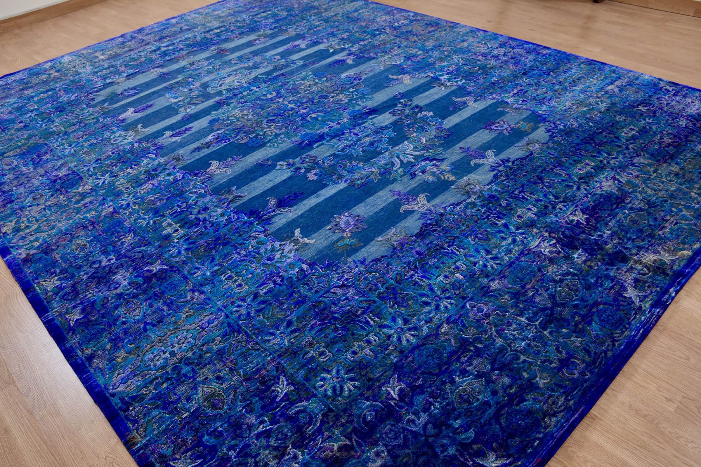 Mafi Signature | Sari Silk | COX-736: Aqua/Navy